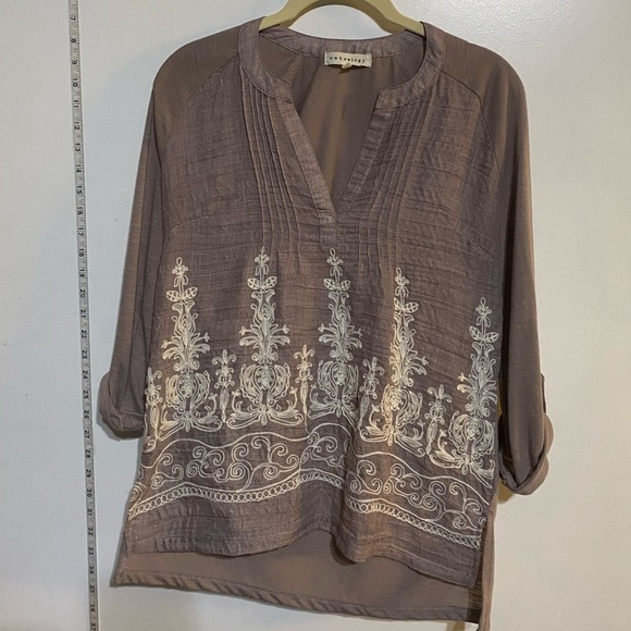 retrology | Tops | Retrology Embroidered Blouse In Mauve Size Petite ...